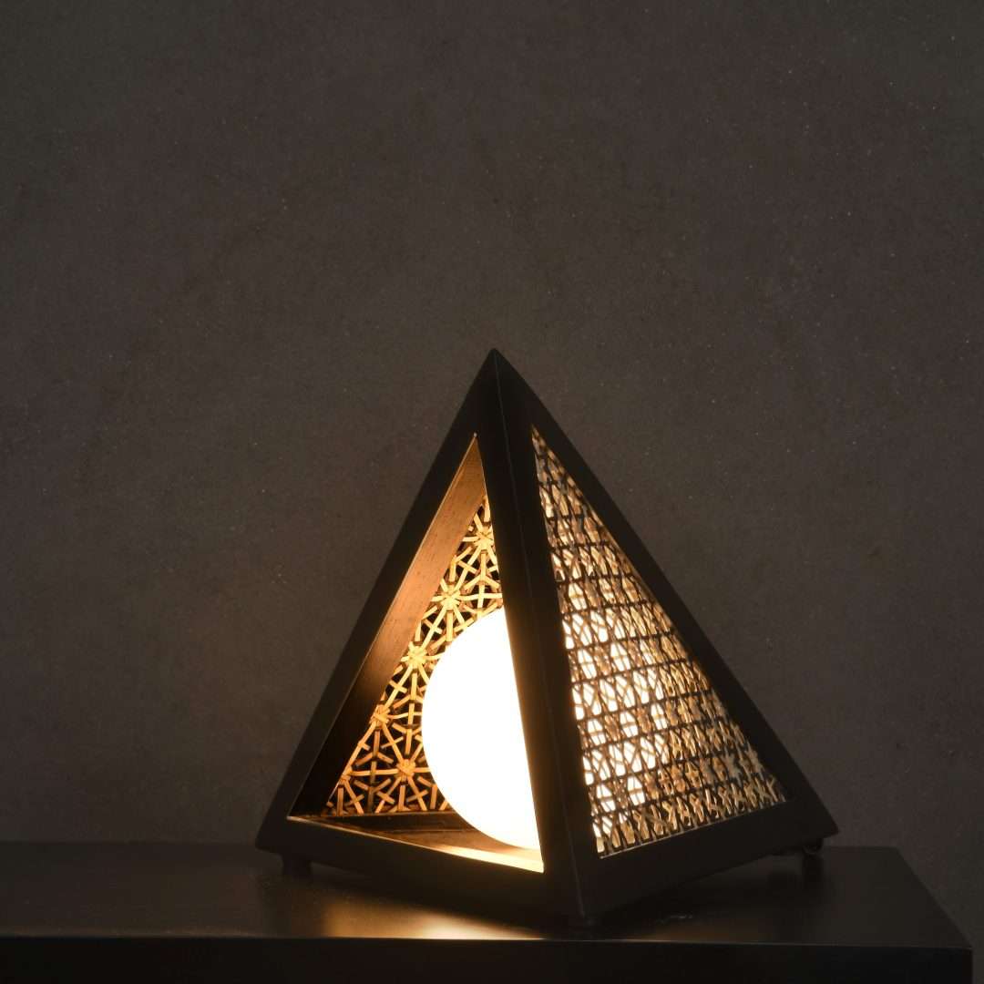 Twilight Prism Table Lamp - Black – Claymango.com